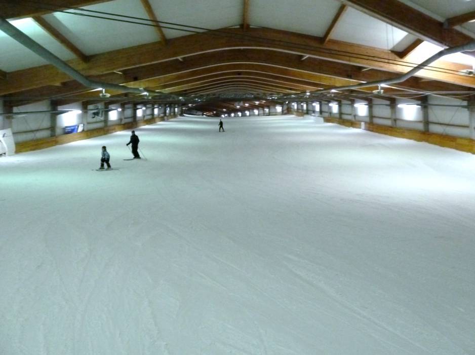 Indoor ski area Bottrop (alpincenter) - Skiing Bottrop (alpincenter)