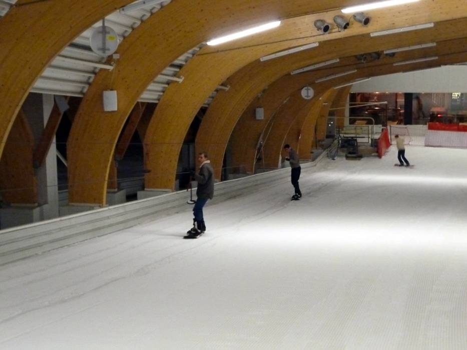 Indoor ski area Ice Mountain - Skiing Ice Mountain
